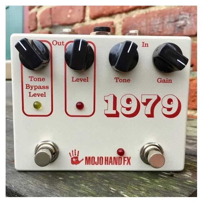 Mojo Hand FX 1979 Fuzz Effects Pedal | Mega Music